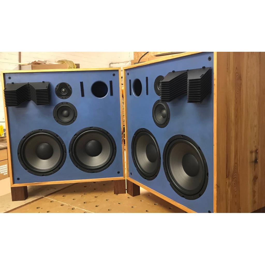 RECORDING STUDIO Monitors